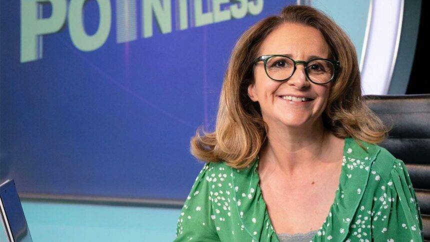 Who Is Lucy Porter Pointless Presenter? Comedian Lucy Porter in ...