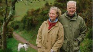 Raynor Winn Husband Moth Winn Obituary and Funeral, Raynor Winn Net ...